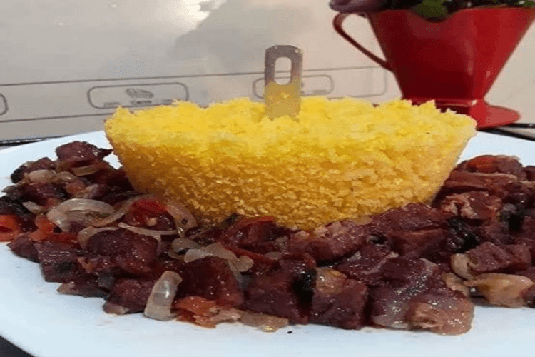 Cuscuz com Carne Seca em menos de 30 minutos, perfeito para janta rápida