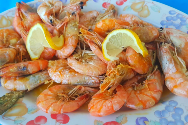 Camarão ao Alho e Óleo, pronto em 25 minutos, Fácil de Fazer