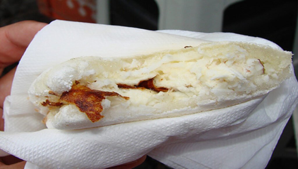 Beiju de Tapioca com Polvilho Doce com 3 ingredientes, simples de fazer