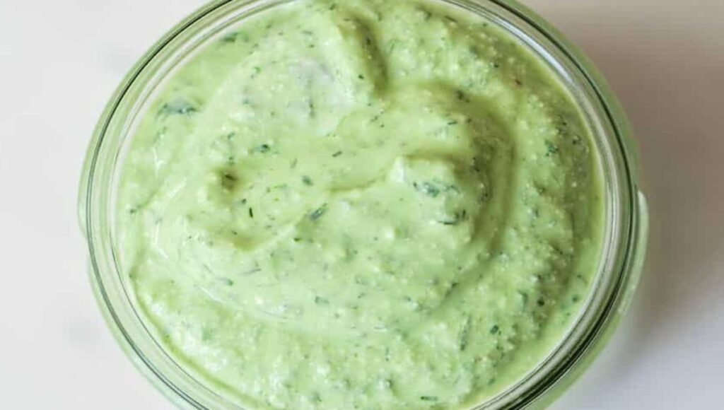 Maionese Verde Caseira de Lanchonete temperada com alho em 10 minutos