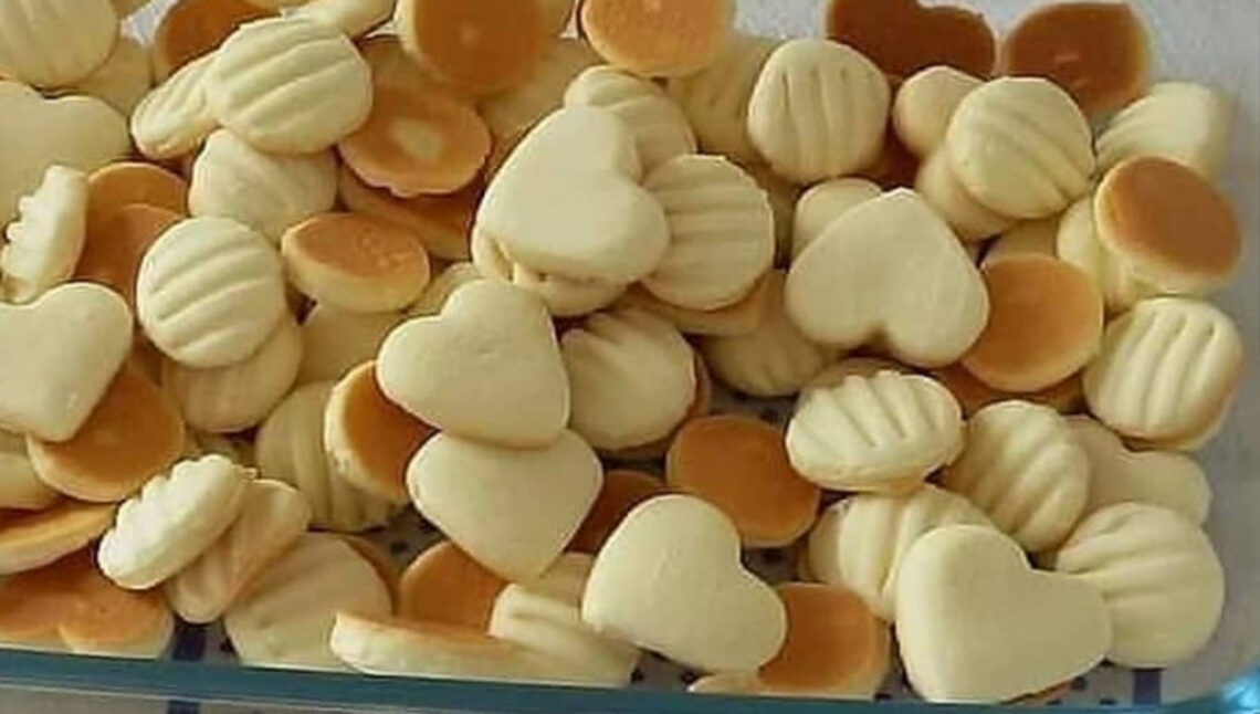 Biscoitos Amanteigados de Maizena Sem Farinha de Trigo, 3 ingredientes ...