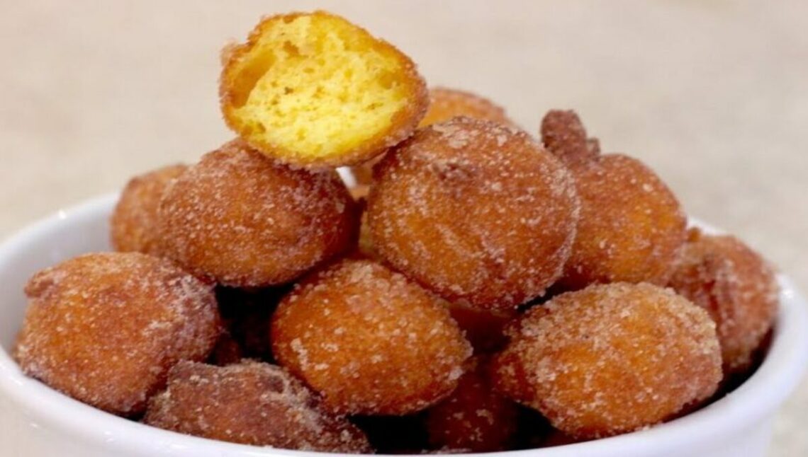 Bolinho Frito de Fubá Sem Trigo com Massa Simples, em poucos minutos